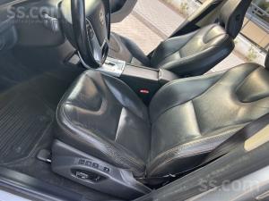 Pelēks Volvo XC60 2010 Rēzekne, ar dzinēja tilpumu 2.40 L un nobraukumu 325 tūkst. km par 7650 €, foto 12 vietnē AUTOMOTO.COM.LV