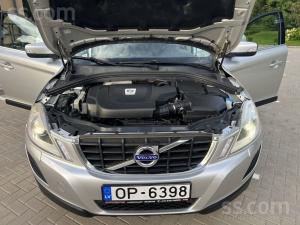 Pelēks Volvo XC60 2010 Rēzekne, ar dzinēja tilpumu 2.40 L un nobraukumu 325 tūkst. km par 7650 €, foto 16 vietnē AUTOMOTO.COM.LV