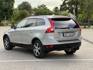 Pelēks Volvo XC60 2010 Rēzekne, ar dzinēja tilpumu 2.40 L un nobraukumu 325 tūkst. km par 7650 €, foto 18 vietnē AUTOMOTO.COM.LV