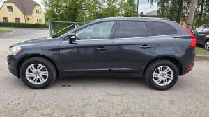 Pelēks Volvo XC60 2010 Šauļi, ar dzinēja tilpumu 2.40 L un nobraukumu 284 tūkst. km par 7750 €, foto 3 vietnē AUTOMOTO.COM.LV