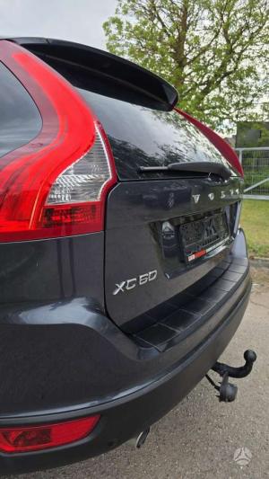 Pelēks Volvo XC60 2010 Šauļi, ar dzinēja tilpumu 2.40 L un nobraukumu 284 tūkst. km par 7750 €, foto 17 vietnē AUTOMOTO.COM.LV