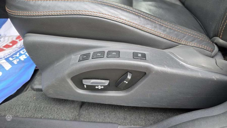 Pelēks Volvo XC60 2010 Šauļi, ar dzinēja tilpumu 2.40 L un nobraukumu 284 tūkst. km par 7750 €, foto 28 vietnē AUTOMOTO.COM.LV