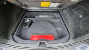 Pelēks Volvo XC60 2010 Šauļi, ar dzinēja tilpumu 2.40 L un nobraukumu 284 tūkst. km par 7750 €, foto 37 vietnē AUTOMOTO.COM.LV