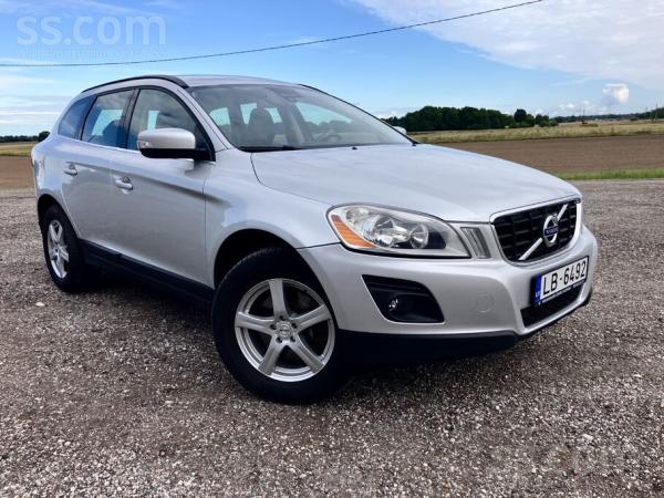 Grey Volvo XC60 2010 in Talsi, with an engine capacity of 2.40 L and mileage of 0 thousand km for 7500 €, photo 1 on AUTOMOTO.COM.LV