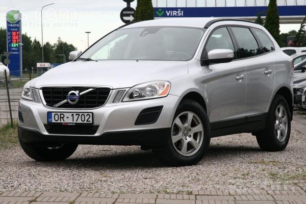Grey Volvo XC60 2010 in Tukums, with an engine capacity of 2.40 L and mileage of 168 thousand km for 8250 €, photo 1 on AUTOMOTO.COM.LV