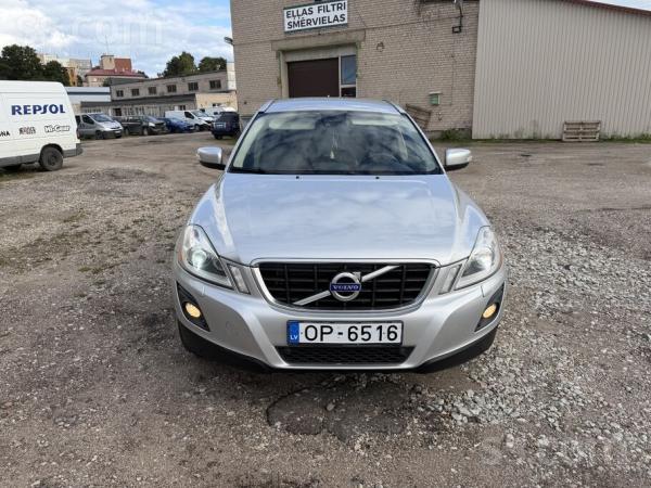 Grey Volvo XC60 2010 in Rezekne, with an engine capacity of 2.40 L and mileage of 0 thousand km for 6950 €, photo 3 on AUTOMOTO.COM.LV