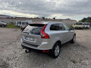 Grey Volvo XC60 2010 in Rezekne, with an engine capacity of 2.40 L and mileage of 0 thousand km for 6950 €, photo 5 on AUTOMOTO.COM.LV