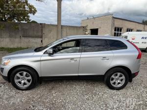 Grey Volvo XC60 2010 in Rezekne, with an engine capacity of 2.40 L and mileage of 0 thousand km for 6950 €, photo 8 on AUTOMOTO.COM.LV