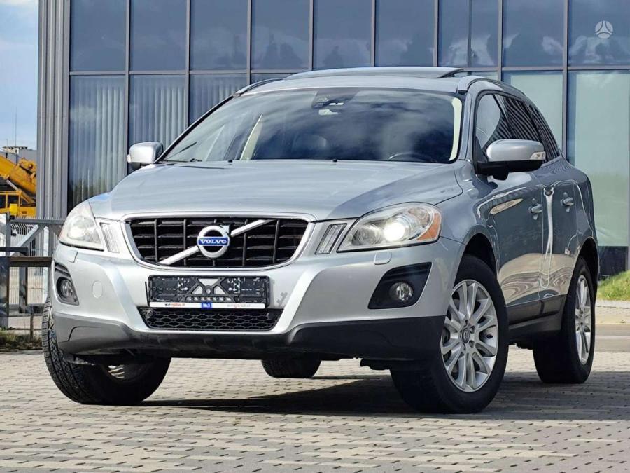 Pelēks Volvo XC60 2010 Šauļi, ar dzinēja tilpumu 3.00 L un nobraukumu 0 tūkst. km par 6800 €, foto 4 vietnē AUTOMOTO.COM.LV