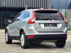 Pelēks Volvo XC60 2010 Šauļi, ar dzinēja tilpumu 3.00 L un nobraukumu 0 tūkst. km par 6800 €, foto 6 vietnē AUTOMOTO.COM.LV