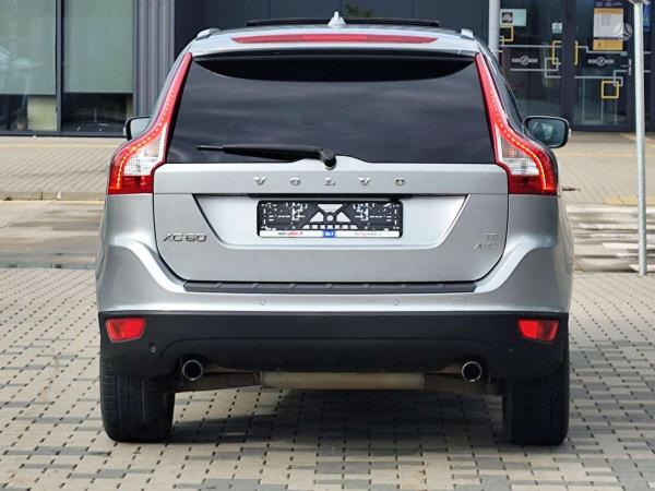 Grey Volvo XC60 2010 in Siauliai, with an engine capacity of 3.00 L and mileage of 0 thousand km for 6800 €, photo 7 on AUTOMOTO.COM.LV