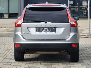 Pelēks Volvo XC60 2010 Šauļi, ar dzinēja tilpumu 3.00 L un nobraukumu 0 tūkst. km par 6800 €, foto 7 vietnē AUTOMOTO.COM.LV