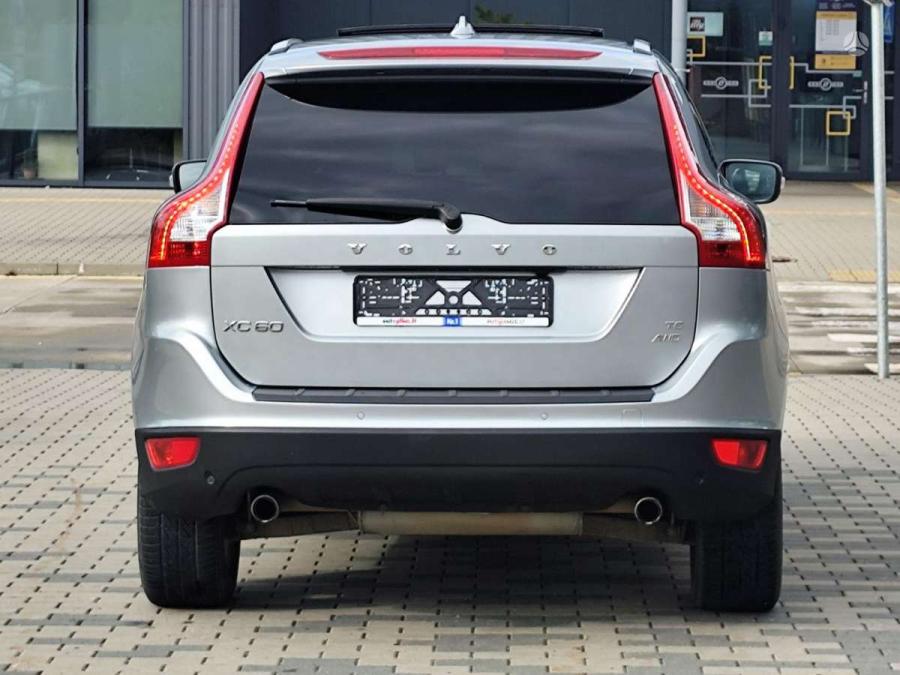 Pelēks Volvo XC60 2010 Šauļi, ar dzinēja tilpumu 3.00 L un nobraukumu 0 tūkst. km par 6800 €, foto 7 vietnē AUTOMOTO.COM.LV