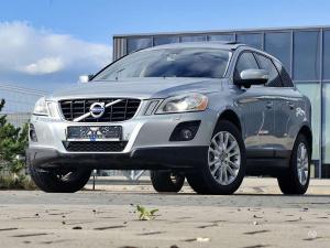 Pelēks Volvo XC60 2010 Šauļi, ar dzinēja tilpumu 3.00 L un nobraukumu 0 tūkst. km par 6800 €, foto 12 vietnē AUTOMOTO.COM.LV