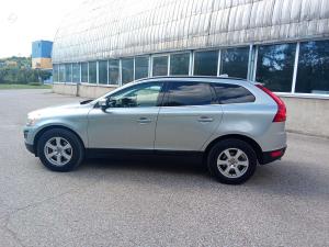 Pelēks Volvo XC60 2010 Alīta, ar dzinēja tilpumu 2.40 L un nobraukumu 268 tūkst. km par 7000 €, foto 9 vietnē AUTOMOTO.COM.LV