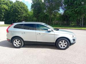 Pelēks Volvo XC60 2010 Alīta, ar dzinēja tilpumu 2.40 L un nobraukumu 268 tūkst. km par 7000 €, foto 15 vietnē AUTOMOTO.COM.LV