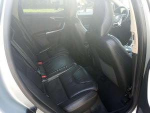 Pelēks Volvo XC60 2010 Alīta, ar dzinēja tilpumu 2.40 L un nobraukumu 268 tūkst. km par 7000 €, foto 25 vietnē AUTOMOTO.COM.LV