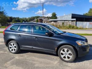 Pelēks Volvo XC60 2010 Valmiera, ar dzinēja tilpumu 2.00 L un nobraukumu 441 tūkst. km par 4300 €, foto 3 vietnē AUTOMOTO.COM.LV
