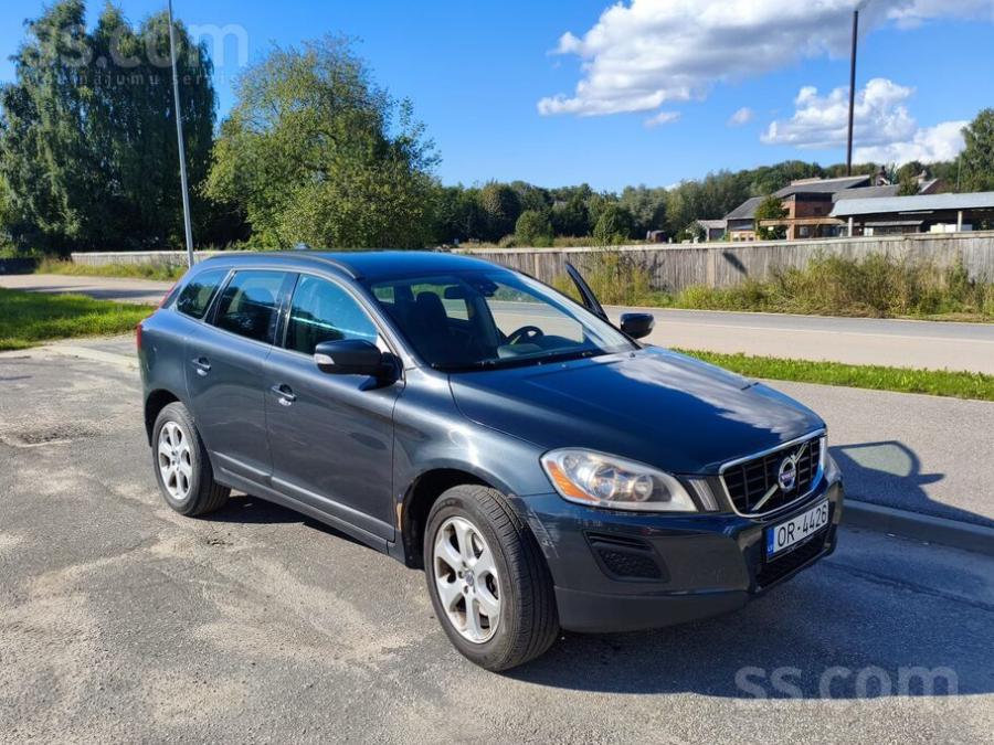 Pelēks Volvo XC60 2010 Valmiera, ar dzinēja tilpumu 2.00 L un nobraukumu 441 tūkst. km par 4300 €, foto 8 vietnē AUTOMOTO.COM.LV