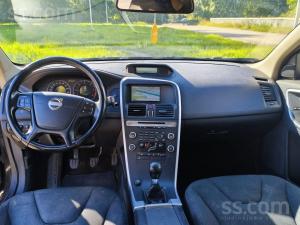 Pelēks Volvo XC60 2010 Valmiera, ar dzinēja tilpumu 2.00 L un nobraukumu 441 tūkst. km par 4300 €, foto 10 vietnē AUTOMOTO.COM.LV