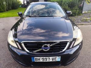 Grey Volvo XC60 2010 in Kaunas, with an engine capacity of 2.00 L and mileage of 260 thousand km for 6499 €, photo 3 on AUTOMOTO.COM.LV