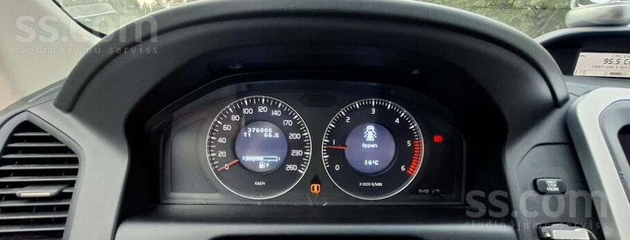 Pelēks Volvo XC60 2010 Jelgava, ar dzinēja tilpumu 2.00 L un nobraukumu 377 tūkst. km par 7000 €, foto 5 vietnē AUTOMOTO.COM.LV