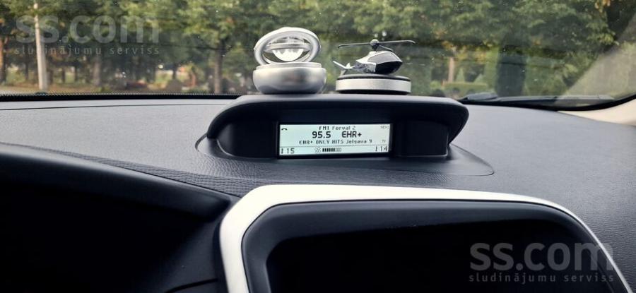 Pelēks Volvo XC60 2010 Jelgava, ar dzinēja tilpumu 2.00 L un nobraukumu 377 tūkst. km par 7000 €, foto 7 vietnē AUTOMOTO.COM.LV