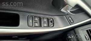 Pelēks Volvo XC60 2010 Jelgava, ar dzinēja tilpumu 2.00 L un nobraukumu 377 tūkst. km par 7000 €, foto 9 vietnē AUTOMOTO.COM.LV