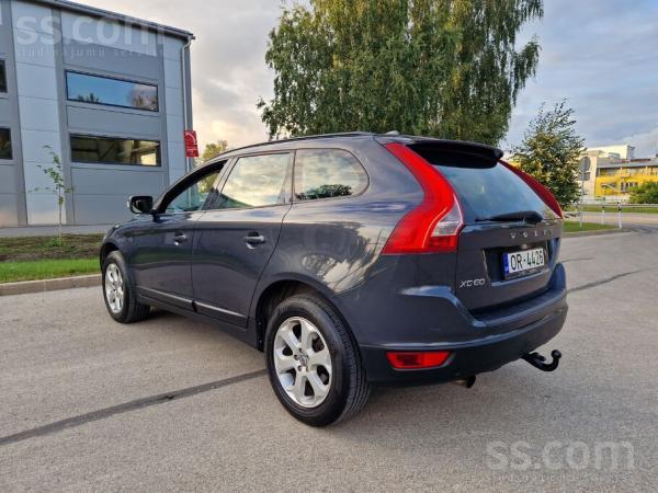 Volvo XC60 2010 Rīga vietnē Pelēks Volvo XC60 2010 Rīga, ar dzinēja tilpumu 2.00 L un nobraukumu 440 tūkst. km par 3990 €, foto 4 vietnē AUTOMOTO.COM.LV