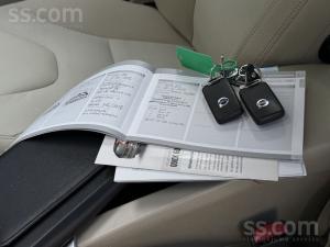 Grey Volvo XC60 2010 in Tukums, with an engine capacity of 2.40 L and mileage of 222 thousand km for 5790 €, photo 17 on AUTOMOTO.COM.LV