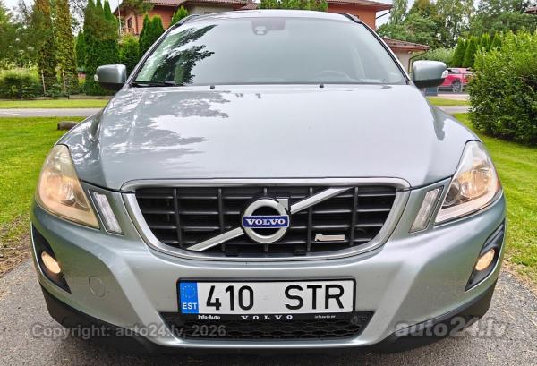 Volvo XC60 2010 in Tartu on AUTOMOTO.COM.LV Grey Volvo XC60 2010 in Tartu, with an engine capacity of 2.40 L and mileage of 309 thousand km for 5990 €, photo 8 on AUTOMOTO.COM.LV