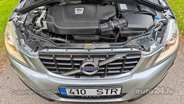 Volvo XC60 2010 in Tartu on AUTOMOTO.COM.LV Grey Volvo XC60 2010 in Tartu, with an engine capacity of 2.40 L and mileage of 309 thousand km for 5990 €, photo 9 on AUTOMOTO.COM.LV
