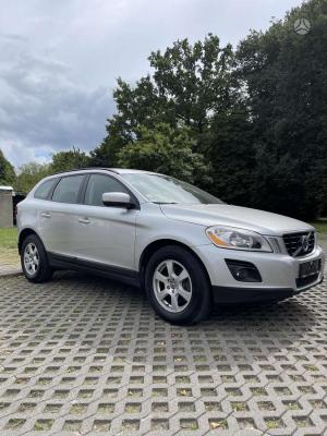 Pelēks Volvo XC60 2010 Kauņa, ar dzinēja tilpumu 2.40 L un nobraukumu 279 tūkst. km par 6150 €, foto 9 vietnē AUTOMOTO.COM.LV