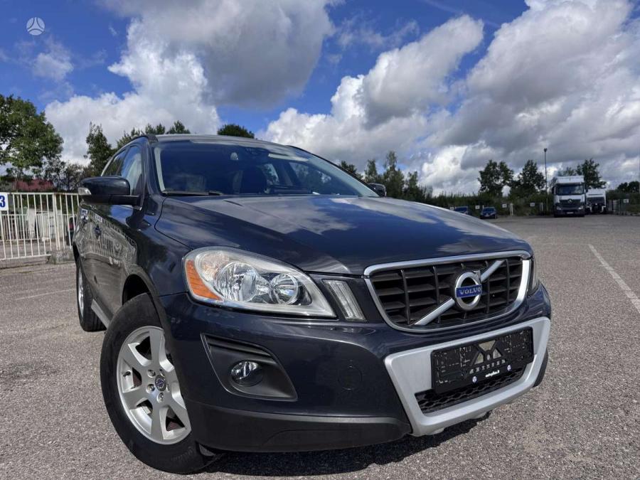 Pelēks Volvo XC60 2010 Alīta, ar dzinēja tilpumu 2.40 L un nobraukumu 277 tūkst. km par 7850 €, foto 3 vietnē AUTOMOTO.COM.LV