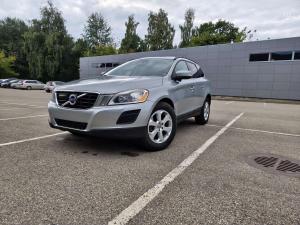Pelēks Volvo XC60 2010 Viļņa, ar dzinēja tilpumu 2.40 L un nobraukumu 243 tūkst. km par 7300 €, foto  vietnē AUTOMOTO.COM.LV