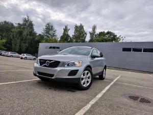 Pelēks Volvo XC60 2010 Viļņa, ar dzinēja tilpumu 2.40 L un nobraukumu 243 tūkst. km par 7300 €, foto 4 vietnē AUTOMOTO.COM.LV