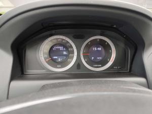 Pelēks Volvo XC60 2010 Viļņa, ar dzinēja tilpumu 2.40 L un nobraukumu 243 tūkst. km par 7300 €, foto 17 vietnē AUTOMOTO.COM.LV