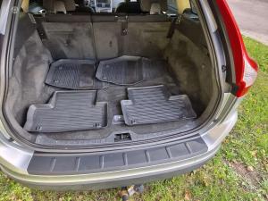 Pelēks Volvo XC60 2010 Viļņa, ar dzinēja tilpumu 2.40 L un nobraukumu 243 tūkst. km par 7300 €, foto 21 vietnē AUTOMOTO.COM.LV