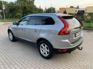 Pelēks Volvo XC60 2010 Ogre, ar dzinēja tilpumu 2.40 L un nobraukumu 297 tūkst. km par 7950 €, foto 10 vietnē AUTOMOTO.COM.LV