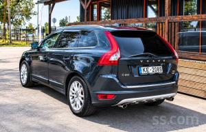 Grey Volvo XC60 2010 in Riga, with an engine capacity of 2.40 L and mileage of 0 thousand km for 6990 €, photo 5 on AUTOMOTO.COM.LV