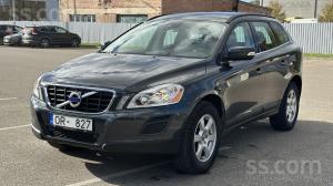 Pelēks Volvo XC60 2010 Daugavpils, ar dzinēja tilpumu 2.00 L un nobraukumu 244 tūkst. km par 8250 €, foto  vietnē AUTOMOTO.COM.LV