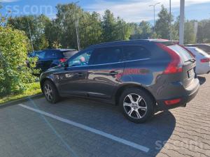 Grey Volvo XC60 2011 in Riga, with an engine capacity of 2.00 L and mileage of 273 thousand km for 7500 €, photo 3 on AUTOMOTO.COM.LV