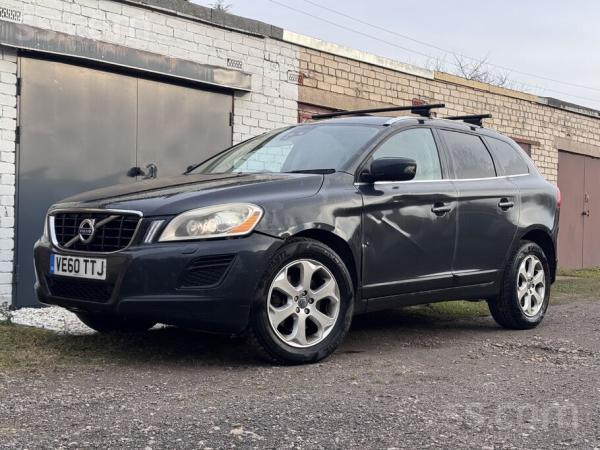 Pelēks Volvo XC60 2011 Ogre, ar dzinēja tilpumu 2.40 L un nobraukumu 290 tūkst. km par 3350 €, foto 4 vietnē AUTOMOTO.COM.LV