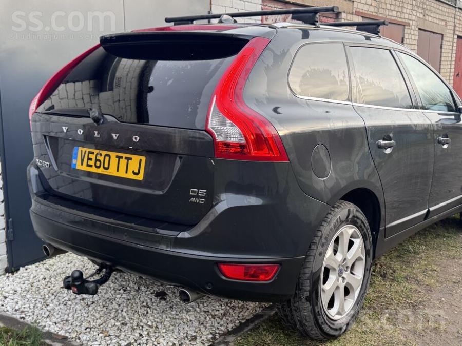 Grey Volvo XC60 2011 in Ogre, with an engine capacity of 2.40 L and mileage of 290 thousand km for 3350 €, photo 16 on AUTOMOTO.COM.LV