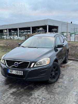 Pelēks Volvo XC60 2011 Rīga, ar dzinēja tilpumu 2.00 L un nobraukumu 321 tūkst. km par 8500 €, foto 4 vietnē AUTOMOTO.COM.LV