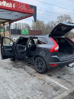 Pelēks Volvo XC60 2011 Rīga, ar dzinēja tilpumu 2.00 L un nobraukumu 321 tūkst. km par 8500 €, foto 15 vietnē AUTOMOTO.COM.LV
