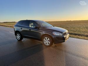 Grey Volvo XC60 2011 in Ukmerge, with an engine capacity of 2.00 L and mileage of 245 thousand km for 7950 €, photo 4 on AUTOMOTO.COM.LV