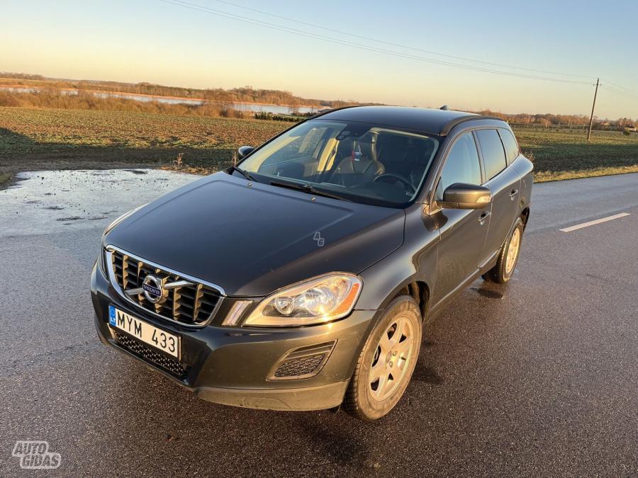 Grey Volvo XC60 2011 in Ukmerge, with an engine capacity of 2.00 L and mileage of 245 thousand km for 7950 €, photo 5 on AUTOMOTO.COM.LV