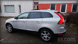 Grey Volvo XC60 2011 in Riga, with an engine capacity of 2.40 L and mileage of 300 thousand km for 7300 €, photo 6 on AUTOMOTO.COM.LV