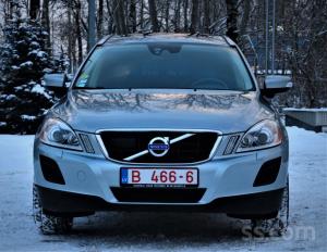 Grey Volvo XC60 2011 in Riga, with an engine capacity of 2.40 L and mileage of 240 thousand km for 10790 €, photo  on AUTOMOTO.COM.LV
